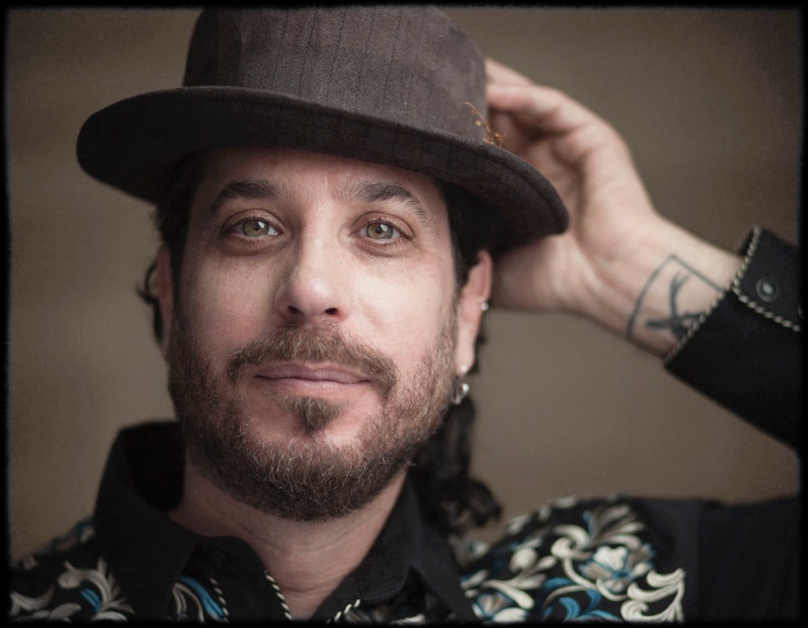 Danny Schmidt, the Songwriter’s Songwriter, Does it Again – Territorial ...